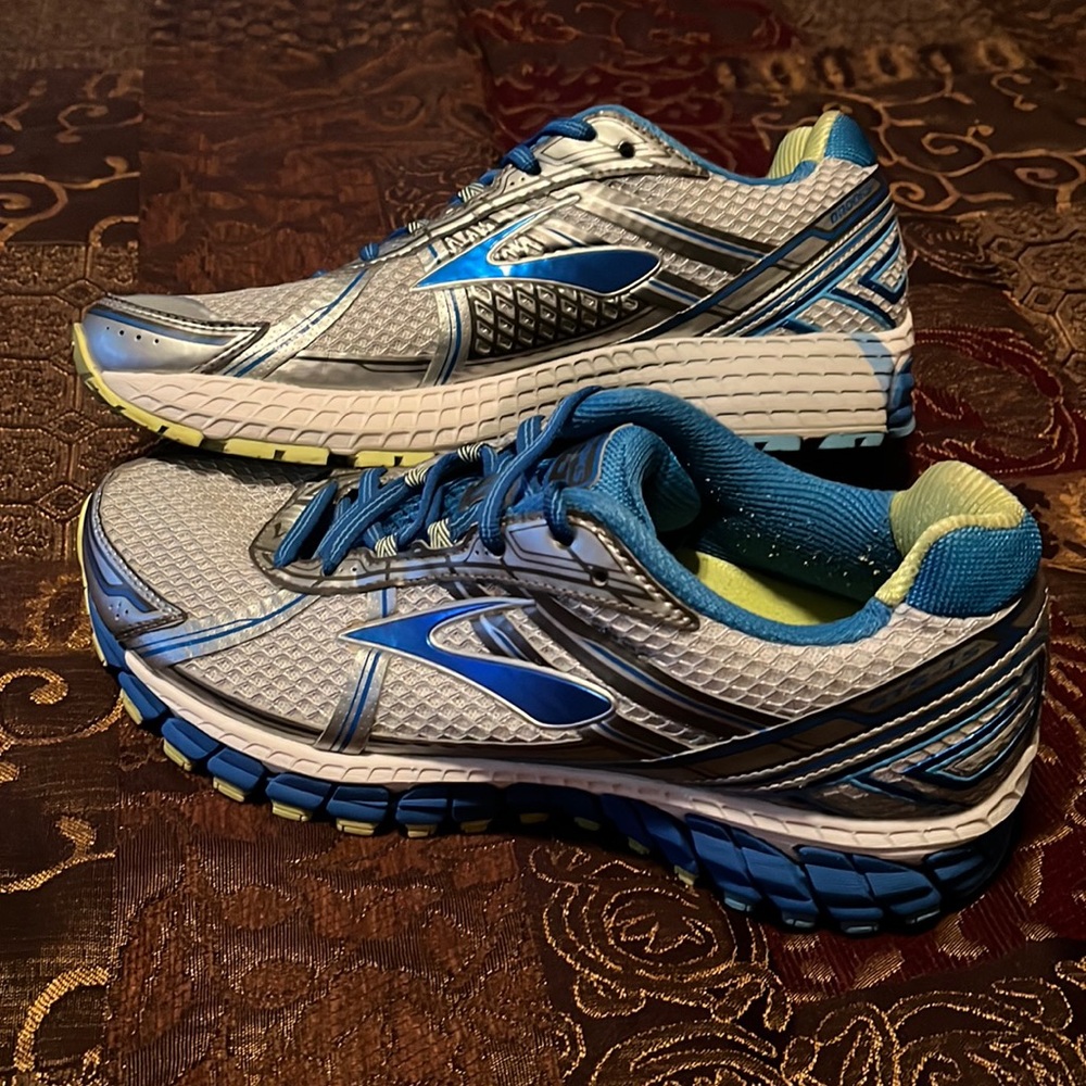 Brooks Adrenaline Gts - Gem